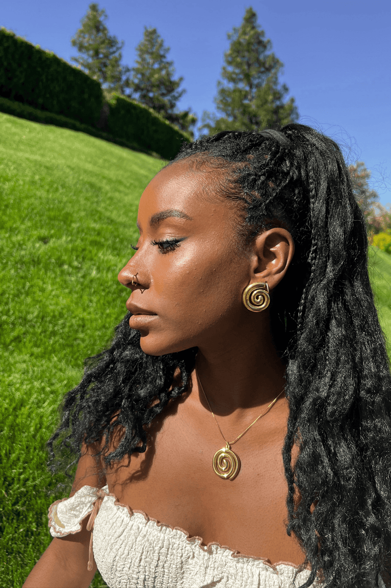 Swirl Chain Necklace | Petit Moments